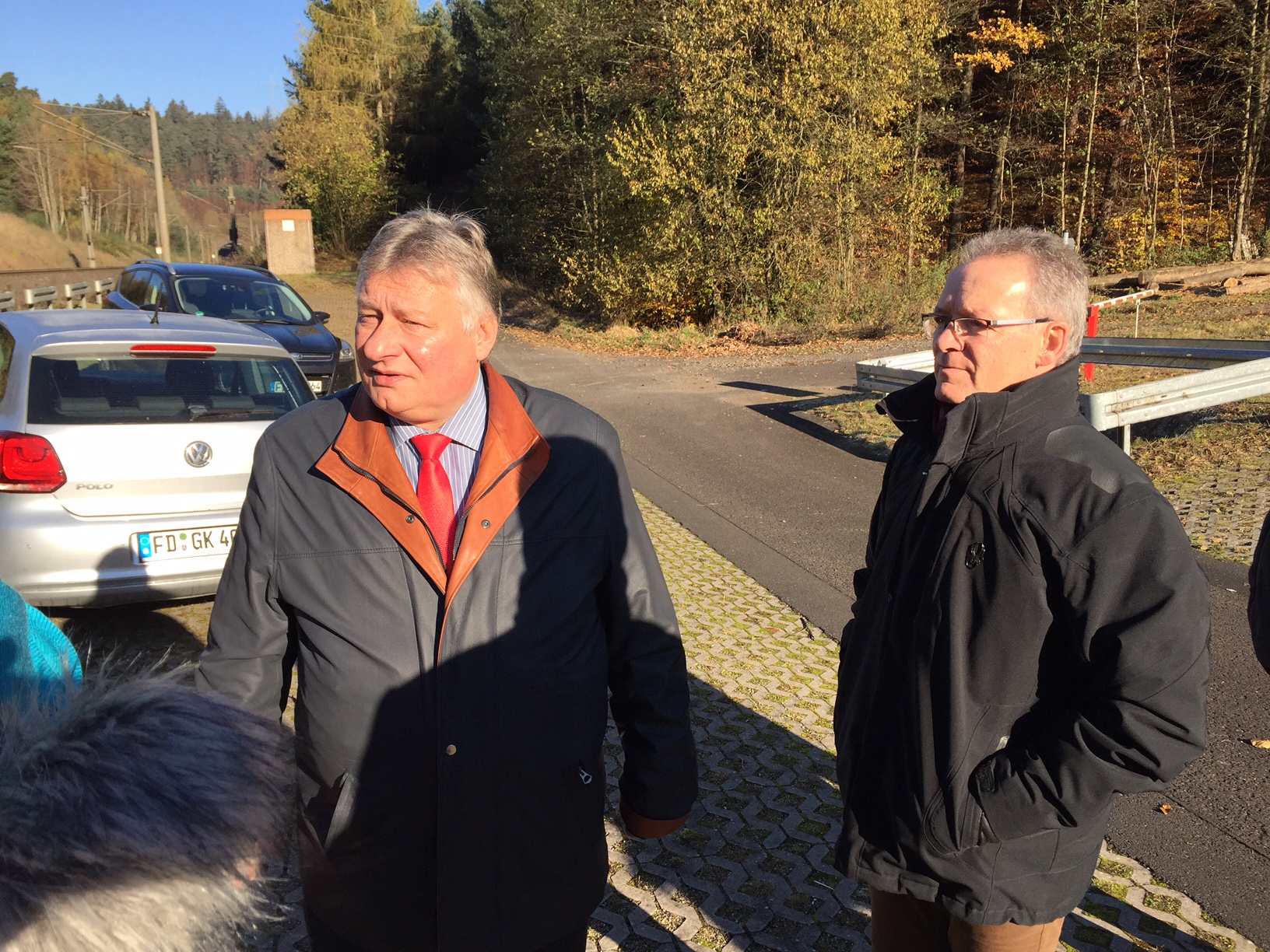 Vertreter der Gemeinde Kalbach und der Bürgerinitiative gegen eine ...